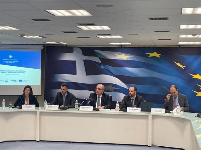 Ν. Παπαθανάσης: Πάνω από το 60% της ανάπτυξης του 2024 θα προέλθει από ...