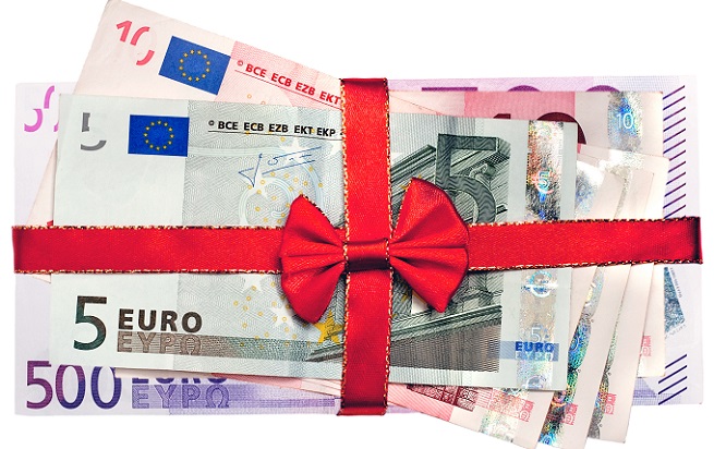 Δώρο Χριστουγέννων: Δικαιούχοι, υπολογισμός, ημερομηνία καταβολής και ...
